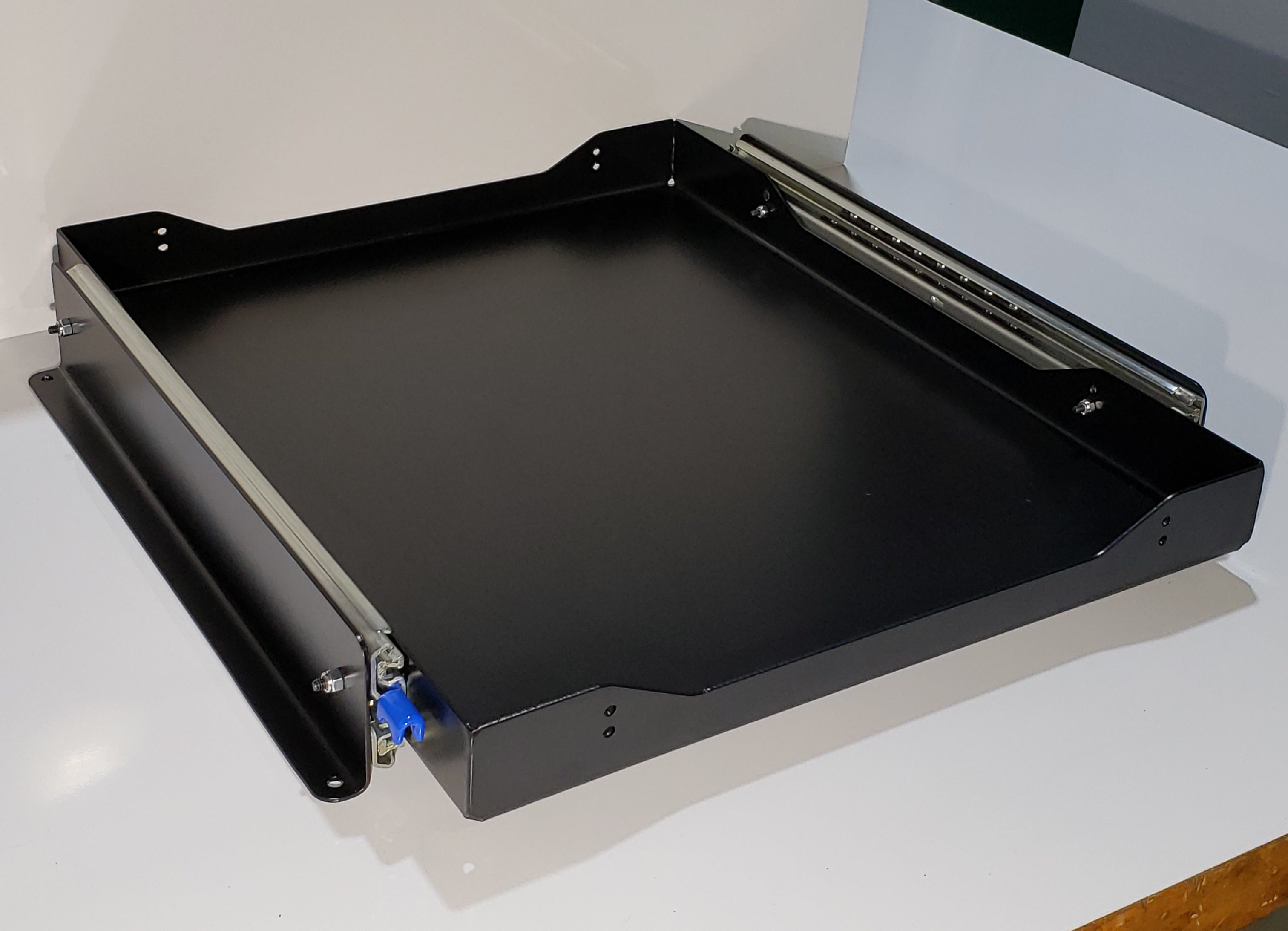 Generator Glide Tray – Edwards Fab Inc.